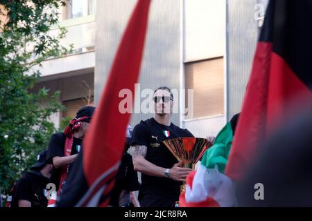 The AC Milan players parade through the corso Sempione in Milan to ...