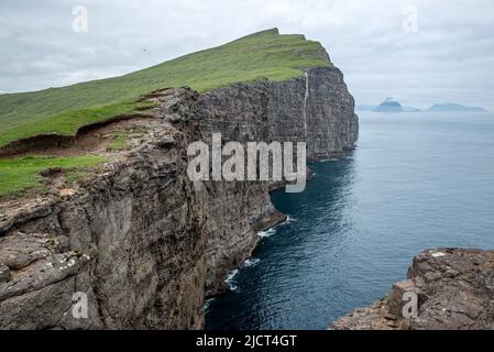 Sea cliffs close to Leitisvatn (Sørvágsvatn) lake, Vagar Island, Faroe ...