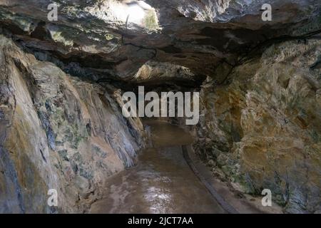 Entrance to White Scar Caves at Ingleton in the Yorkshire Dales Stock ...