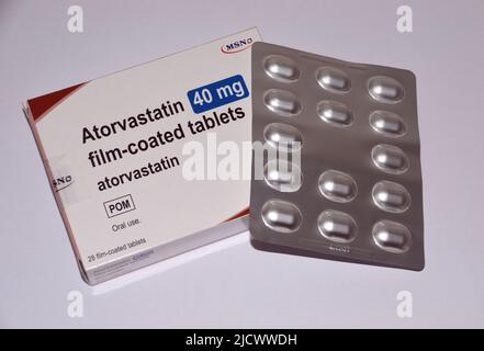A Box of 28, 40mg Film Coated Atorvastatin (Lipitor) 'Statin' Tablets ...