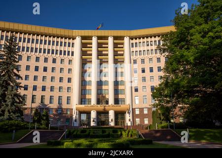 Moldova, Chisinau, Parliament building Stock Photo - Alamy
