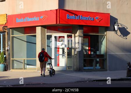 Bank of America ATM Automated Teller Machine with logo Stock Photo - Alamy