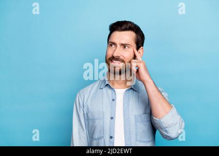 Photo of cheerful overjoyed man raise fists in victory finally buy his ...
