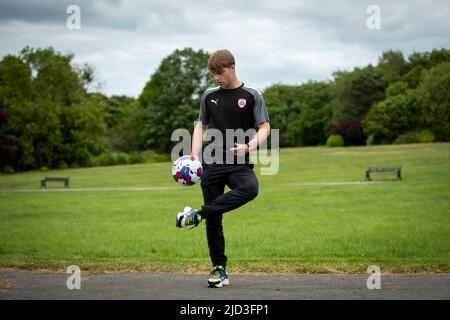New Barnsley FC signing Luca Connell Stock Photo - Alamy