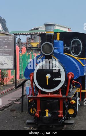 Darjeeling Himalayan Railway B-Class steam locomotive 782 (DHR 25) at ...