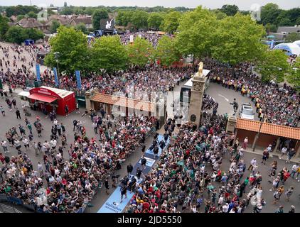 Leicester Tigers players arrive ahead of the Gallagher Premiership ...