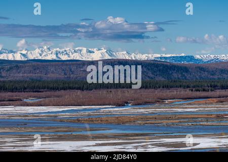 Alaskan Range on drive from Fairbanks to Delta Junction, Alaska Stock ...