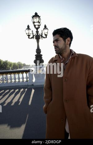 Jamel Debbouze Film: Angel-A (2005) Characters: Andre Director: Luc ...