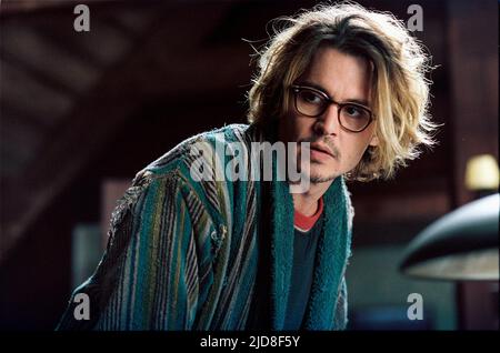 SECRET WINDOW JOHNNY DEPP DIRECTOR: DAVID KOEPP SUBJECT: DRIVING MEN ...