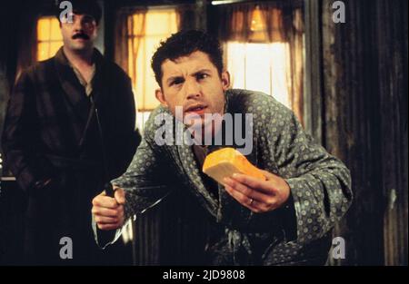 Lee Evans Film Mousehunt; Mouse Hunt (1997) Characters: Lars Smuntz ...