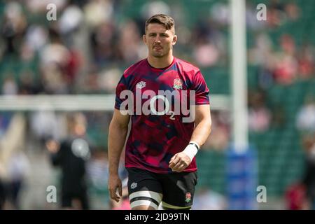 Tom Curry of England during pre match warm up Stock Photo - Alamy