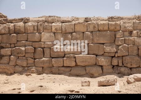 Wall of the Crow, Giza Pyramids and Sphinx, Cairo, Egypt Stock Photo ...