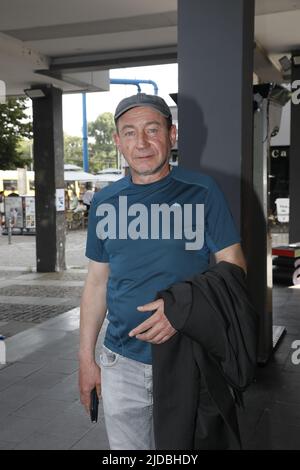 Thorsten Merten beim Lola Festival 2022 - Deutscher Filmpreis im Haus ...