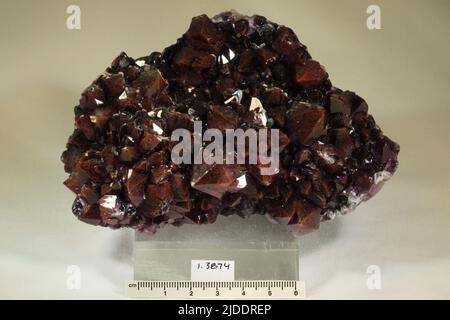 Quartz. minerals. North America; Canada; Ontario; Thunder Bay County ...