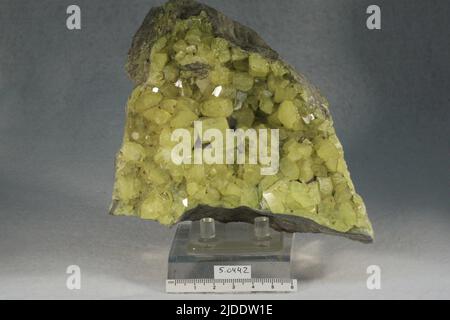 Sulfur. minerals. Europe; Italy; Sicily; Girgenti Stock Photo - Alamy