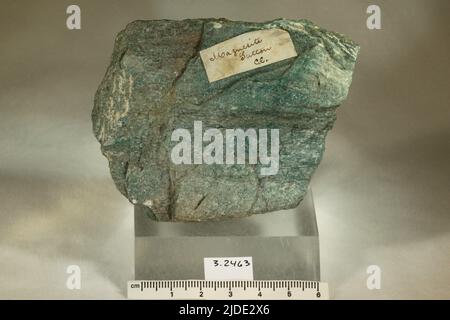 Magnesite. minerals. North America; Canada; Quebec Stock Photo - Alamy