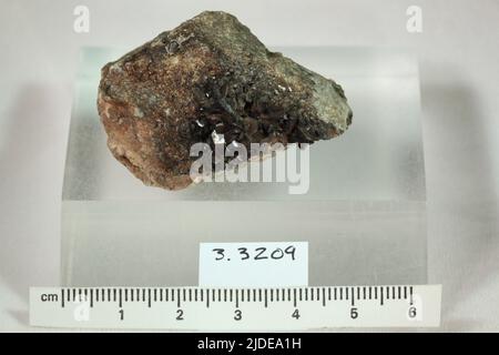 Childrenite. minerals. North America; USA; Maine; Oxford County; Hebron ...