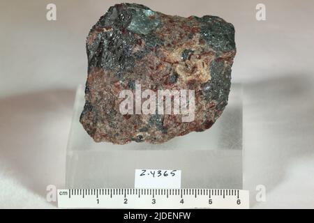 Tephroite. minerals. North America; USA; New Jersey; Sussex County ...