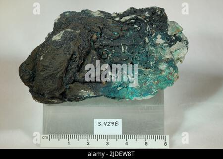 Cornetite. minerals. Africa; Zimbabwe; Bwana M Kubwa Stock Photo - Alamy