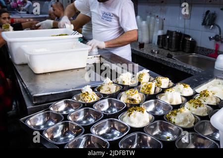 Restaurant in Damascus Stock Photo - Alamy