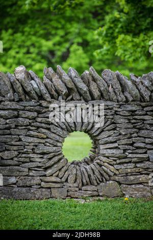 Decorative Stone Wall - Kentucky Shaker Village - Pleasant Hill ...