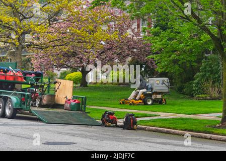 landscaping workers cutting grass, Glen Ridge, New Jersey, NJ ,USA ...