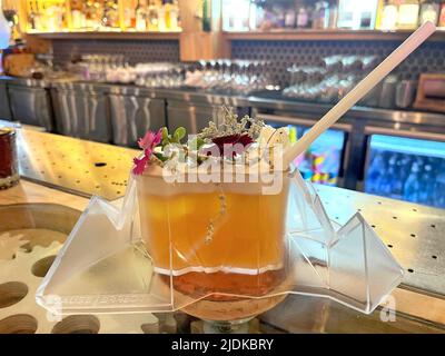 Kapstadt, South Africa. 09th June, 2022. The drink "Table Mountain ...