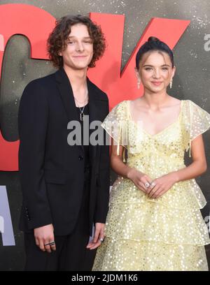 USA. Madeleine McGraw and Mason Thames in a scene from the (C)Universal ...