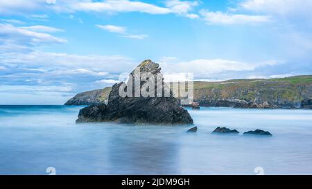 Rocks on Sango Sands Beach Bay Durness in long exposure, Lairg, NC500 ...