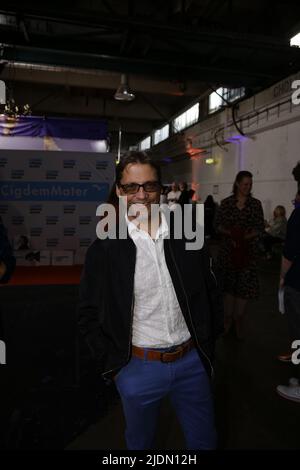 Patrick Bach beim Jahresempfang MOIN 2022 Mittsommer bei Kampnagel. Hamburg, 21.06.2022 Stock ...