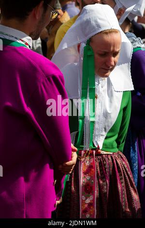 Breton dancers in traditional costume and headdresses Stock Photo - Alamy