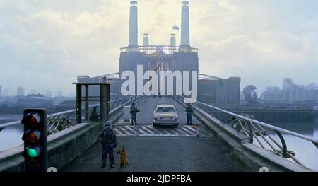 CHECKPOINT SCENE, CHILDREN OF MEN, 2006 Stock Photo - Alamy