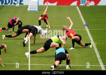 England's Leah Williamson and team-mates celebrate the win after the ...