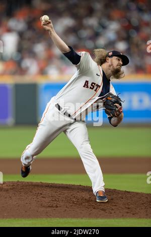 New York Mets pitcher Ryne Stanek celebrates after a baseball game ...