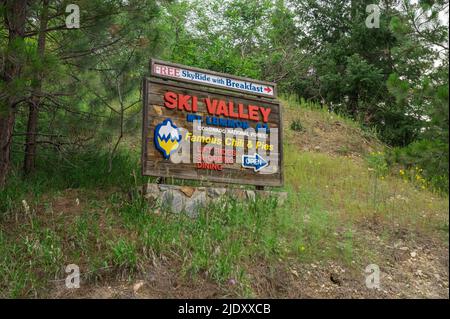 Sign at entrance of town of Summerhaven, Arizona, Mount Lemmon Stock ...