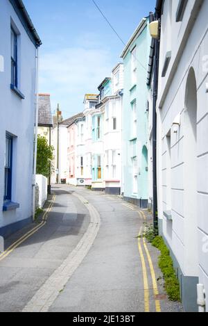 Street side housing in Appledore, Devon, pretty painted buildings ...