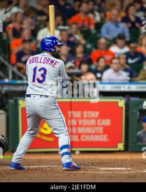 New York Mets Luis Guillorme (13) bats during an MLB Spring Training ...