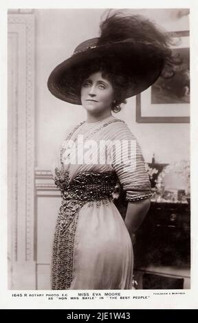 Portrait of Eva Moore - British stage star of the Victorian and ...