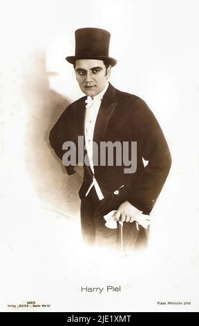 Portrait of Harry Piel 001 - German Third Reich movie star Stock Photo ...