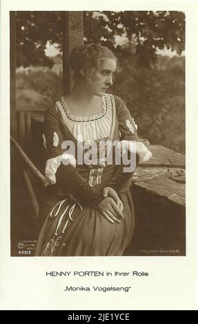 Portrait of Henny Porten in Monika Vogelsang 001 - German weimar era cinema (1918 - 1935 Stock ...