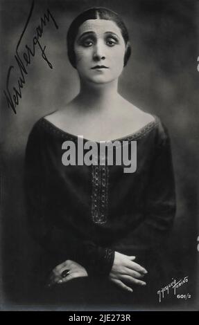 Portrait of Vera Vergani - Italian silent movie Stock Photo - Alamy