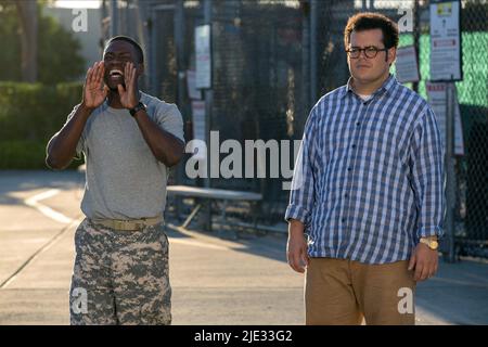 KEVIN HART, JOSH GAD, THE WEDDING RINGER, 2015 Stock Photo - Alamy