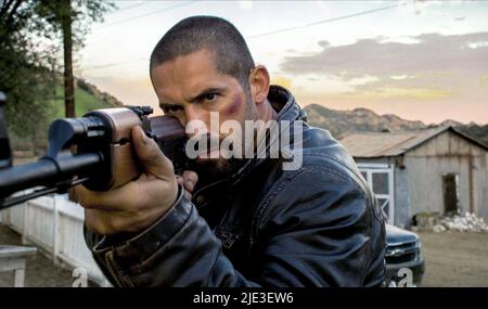 SCOTT ADKINS, CLOSE RANGE, 2015 Stock Photo - Alamy