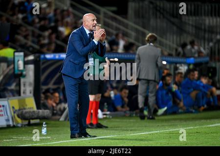 Hungary coach Marco Rossi gestures during a World Cup 2026 group F ...