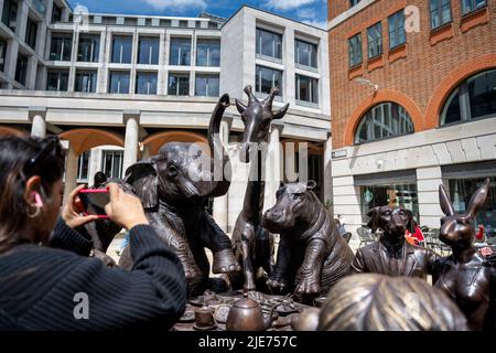 'The Wild Table of Love' sculpture by Gillie and Marc in Paddington ...