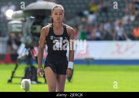 Jacqueline Otchere (MTG Mannheim) during the pole vault final during ...