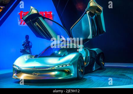 GAC Enlight sports car concept on display at the 2016 Guangzhou Auto ...