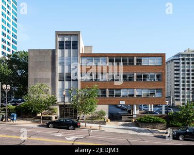 Office building in downtown Clayton Stock Photo - Alamy