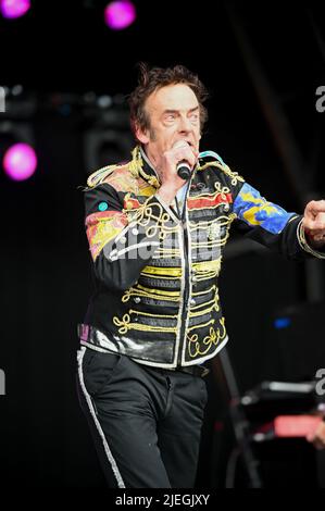Eddie Tenpole Tudor Stock Photo - Alamy