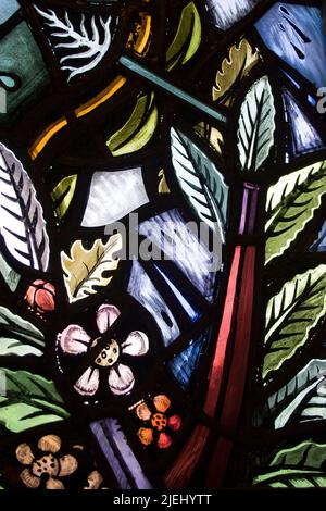 Stained glass window in Cardross Parish Church, Station Road, Cardross ...